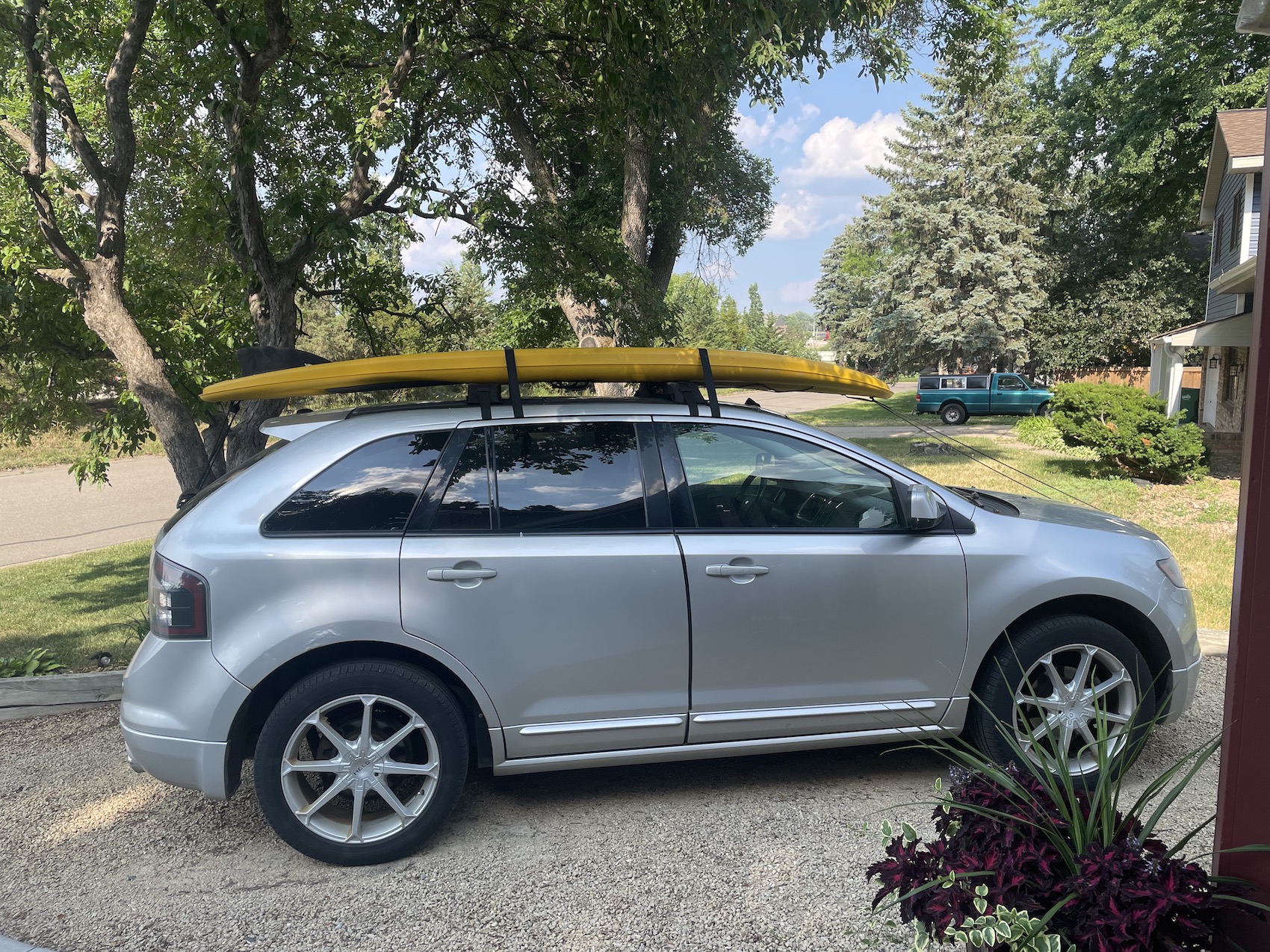 How To Transport a Paddle Board: With & Without a Roof Rack - Lake Gliders
